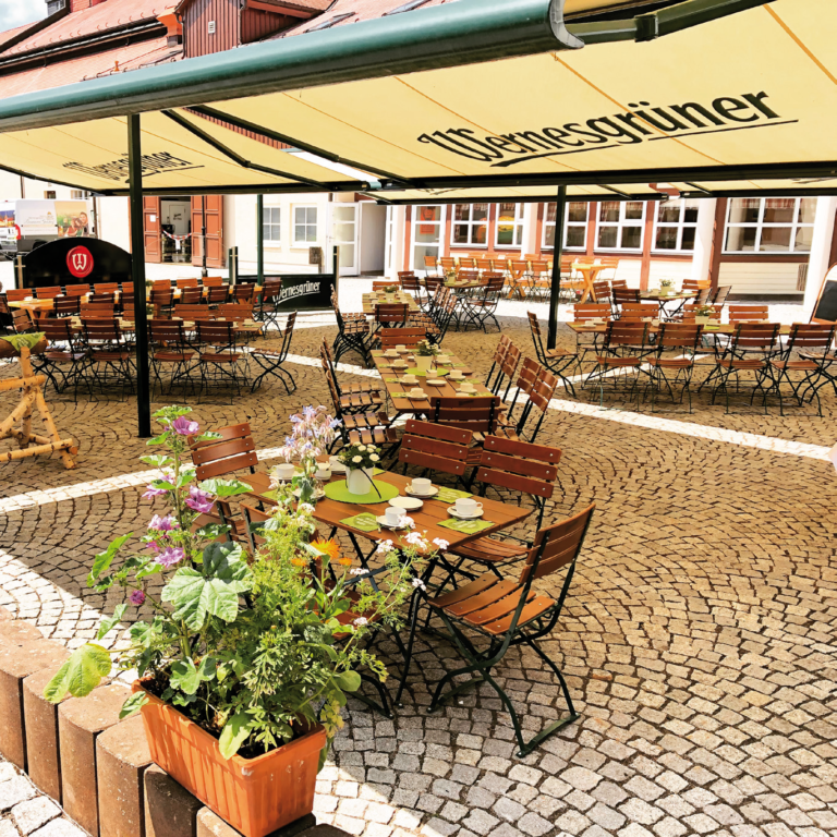 Guts-Innenhof - Brauerei-Gutshof Wernesgrün